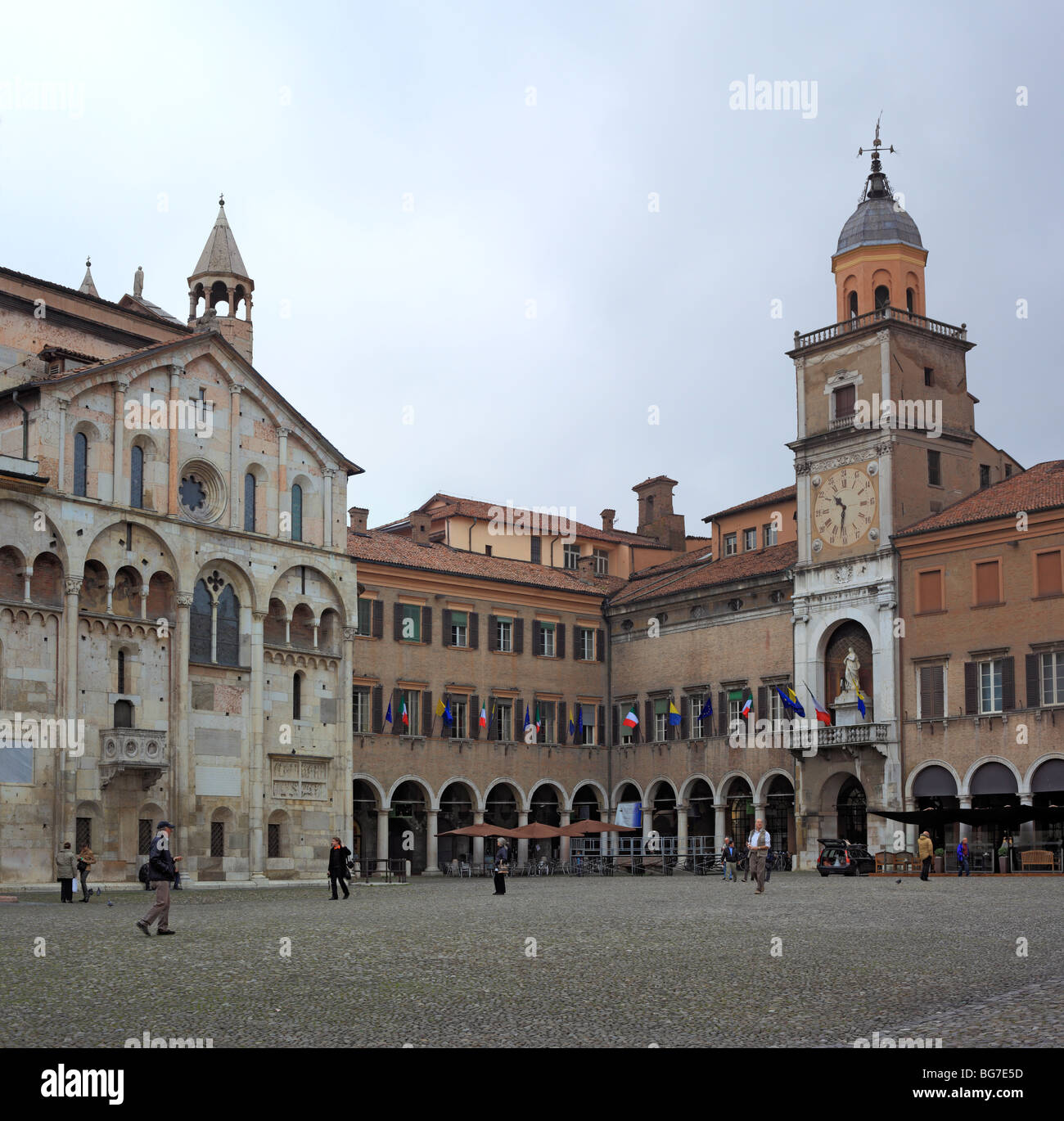 Old town parma emilia romagna italy hi-res stock photography and images ...