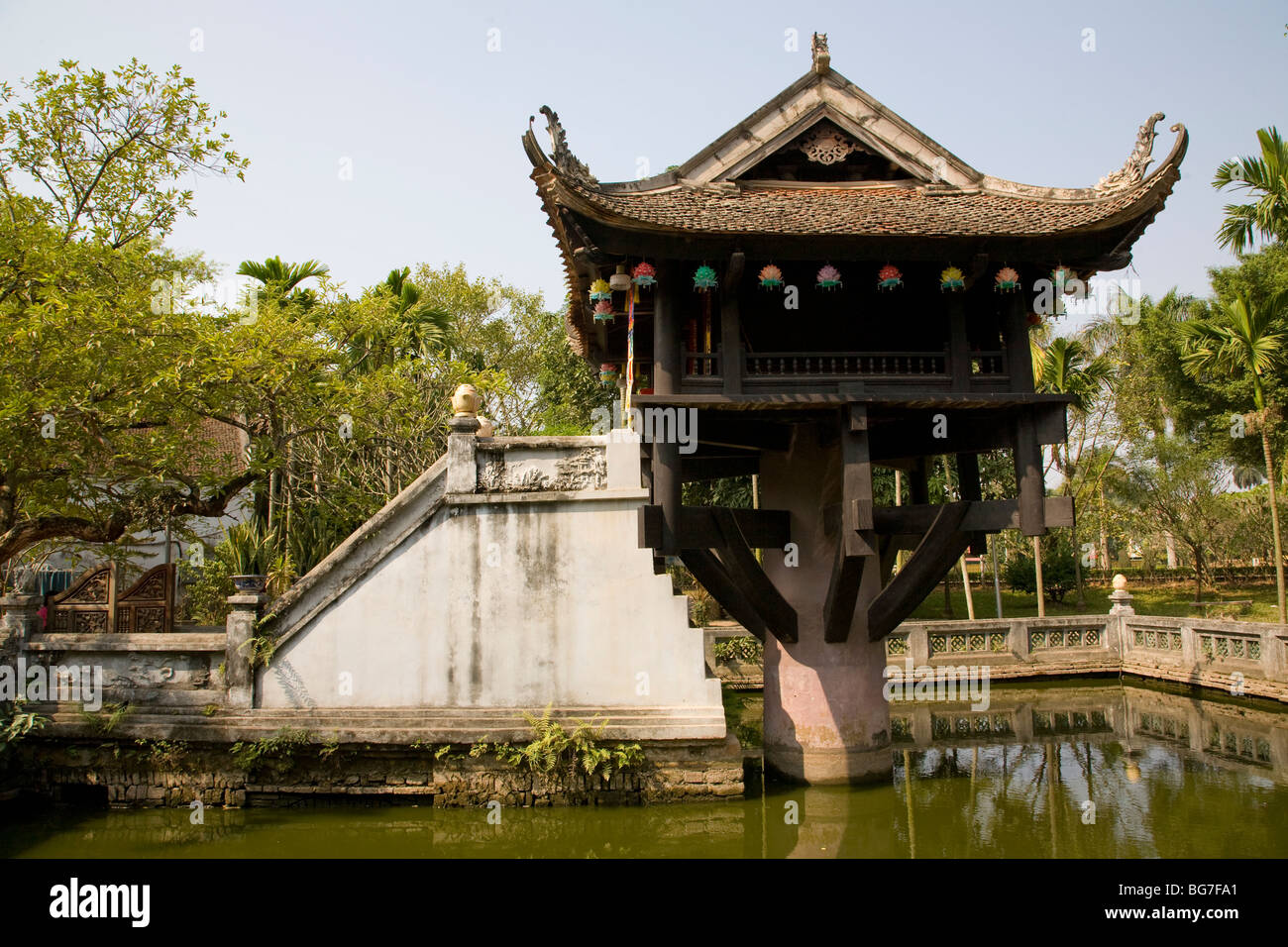 Hanoi Centre Old Quarter One Pillar Pagoda dedicated to Goddess of ...