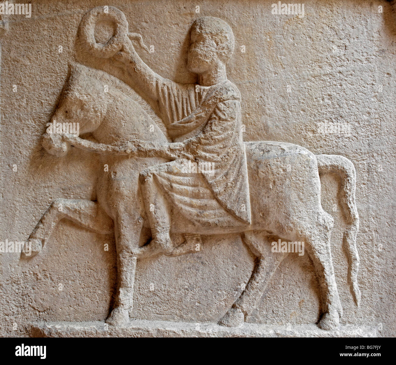 Romanesque sculpture hi-res stock photography and images - Alamy