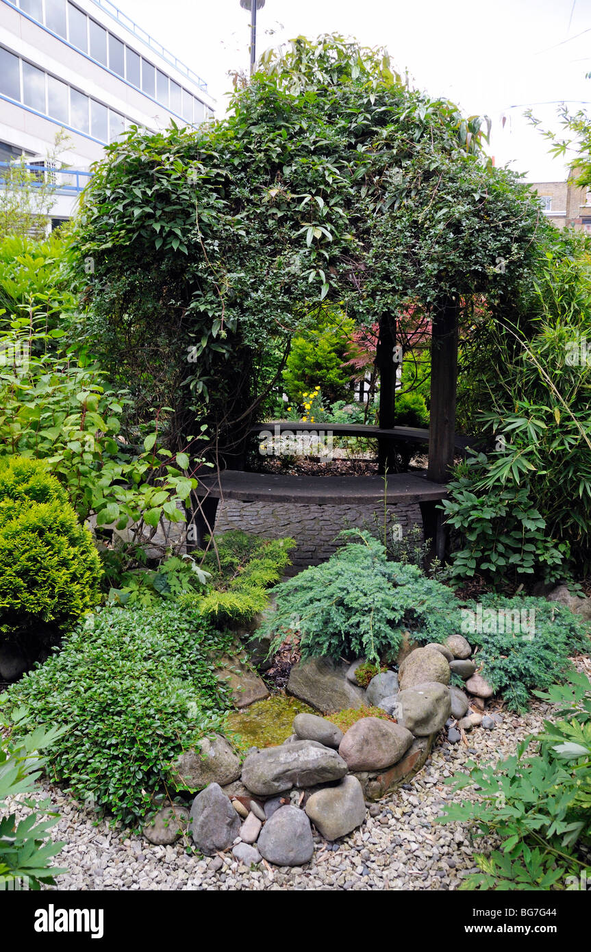 Basil hume garden hi-res stock photography and images - Alamy