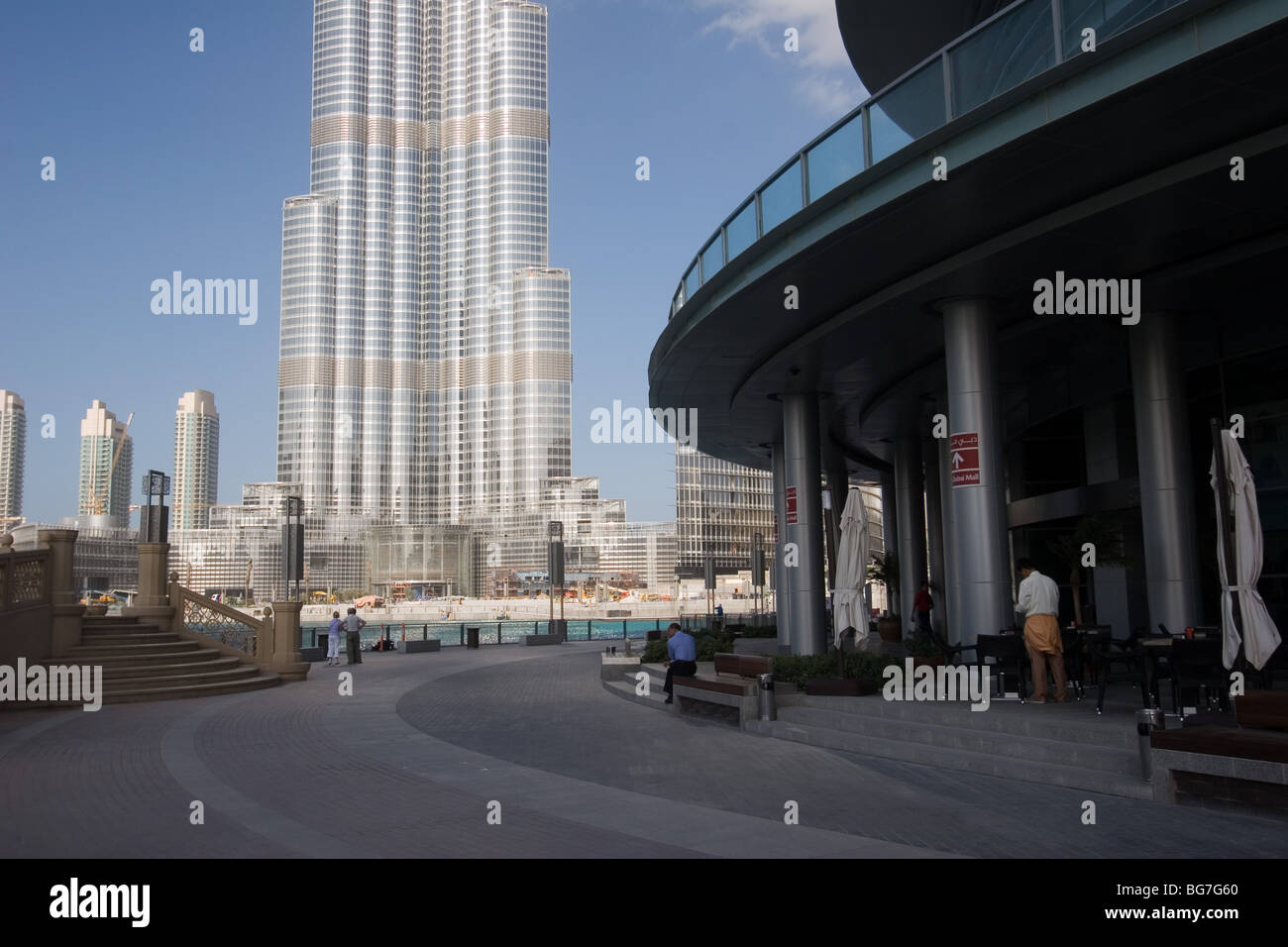 High rise building dubai hi-res stock photography and images - Alamy