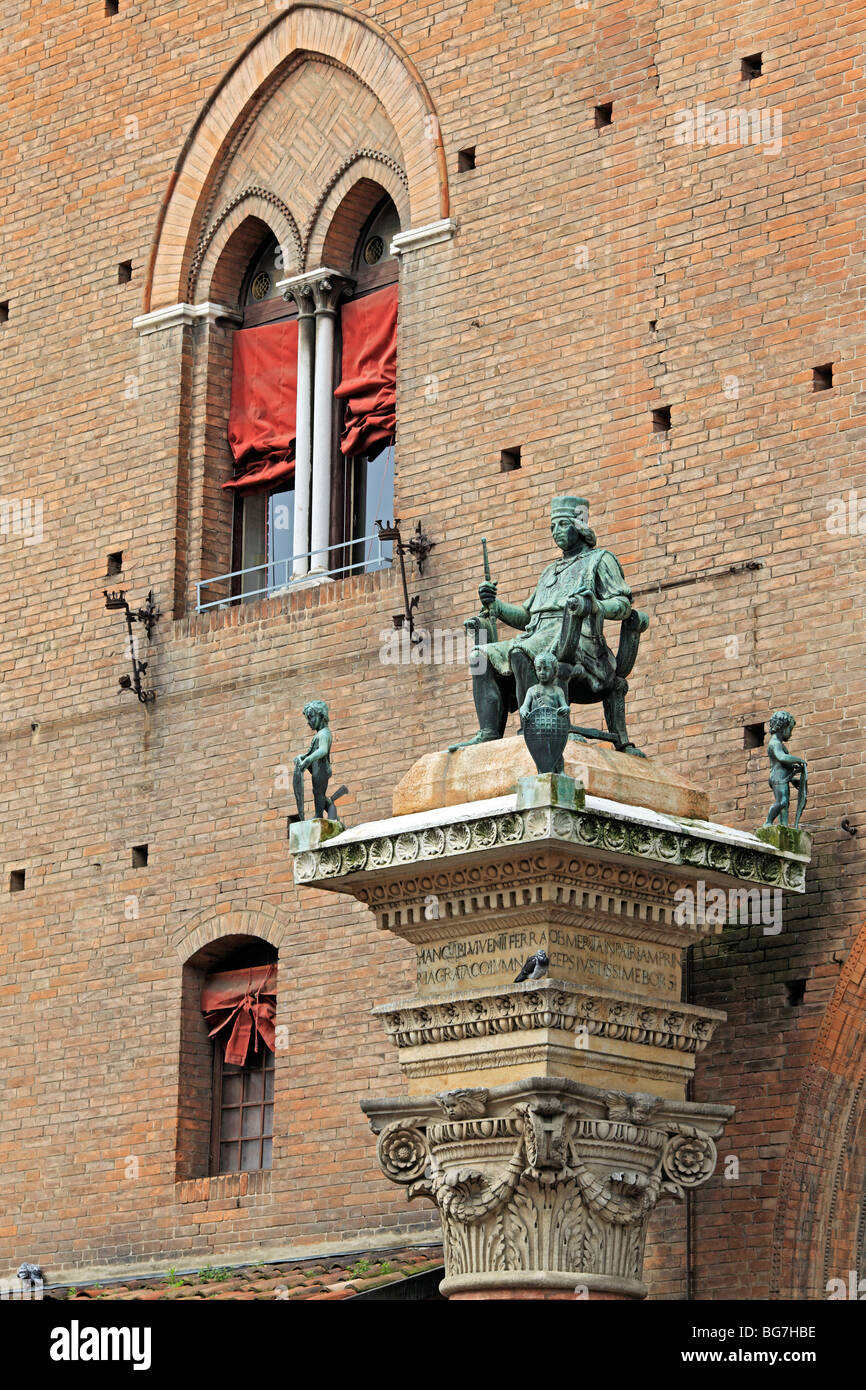 Ferrara Statue High Resolution Stock Photography and Images - Alamy