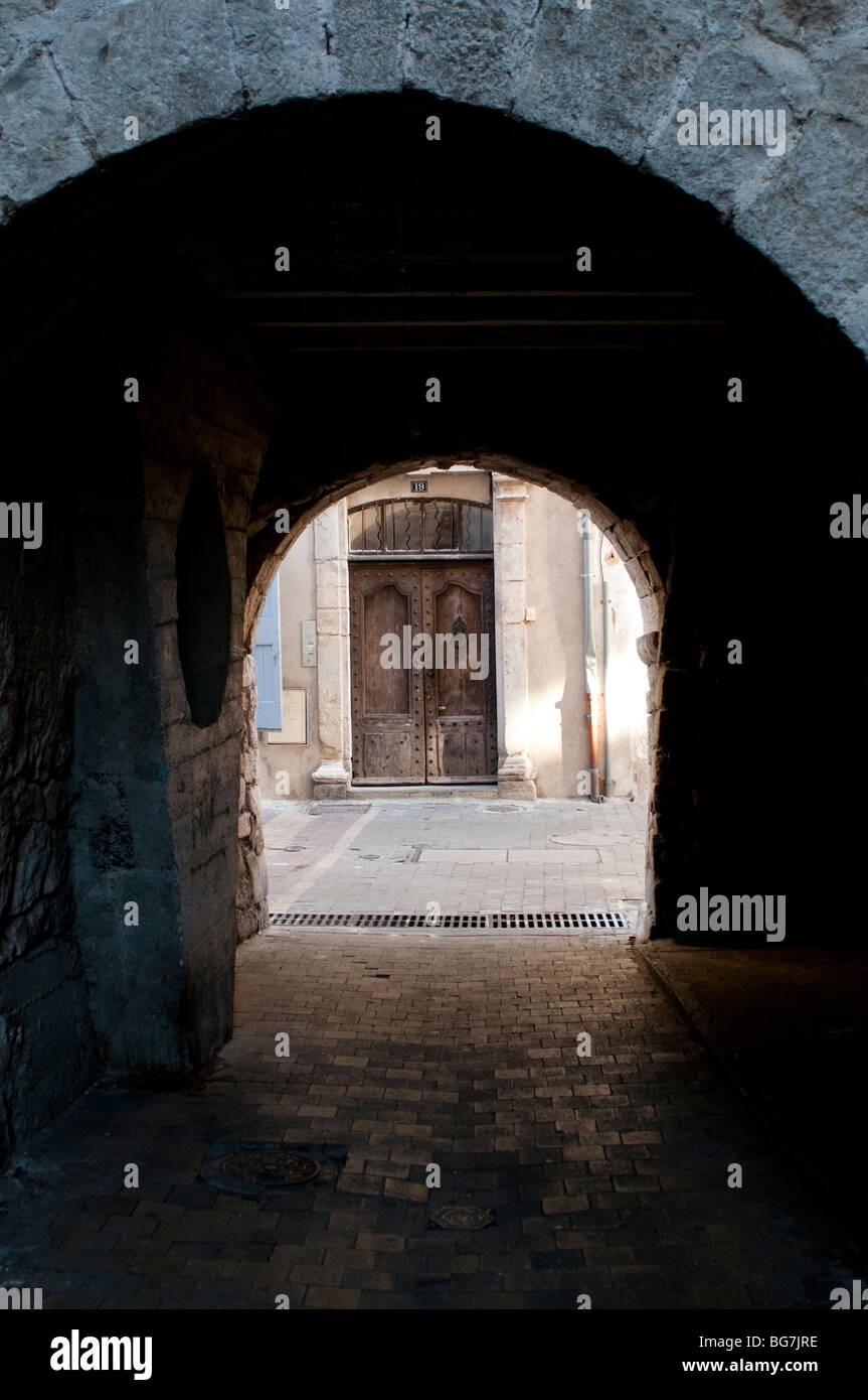 Archway france hi-res stock photography and images - Alamy