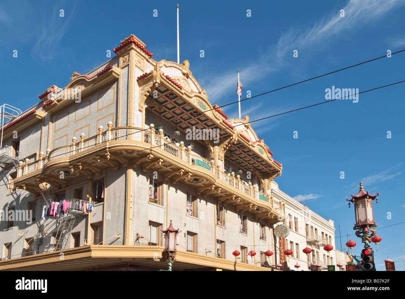 California San Francisco Chinatown apartment building Stock Photo - Alamy