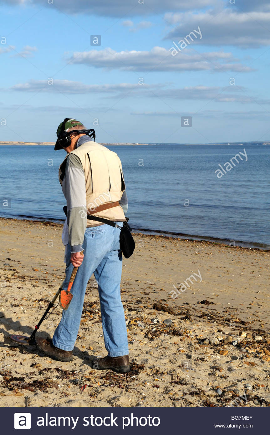 Metal Detector Beach High Resolution Stock Photography and Images - Alamy