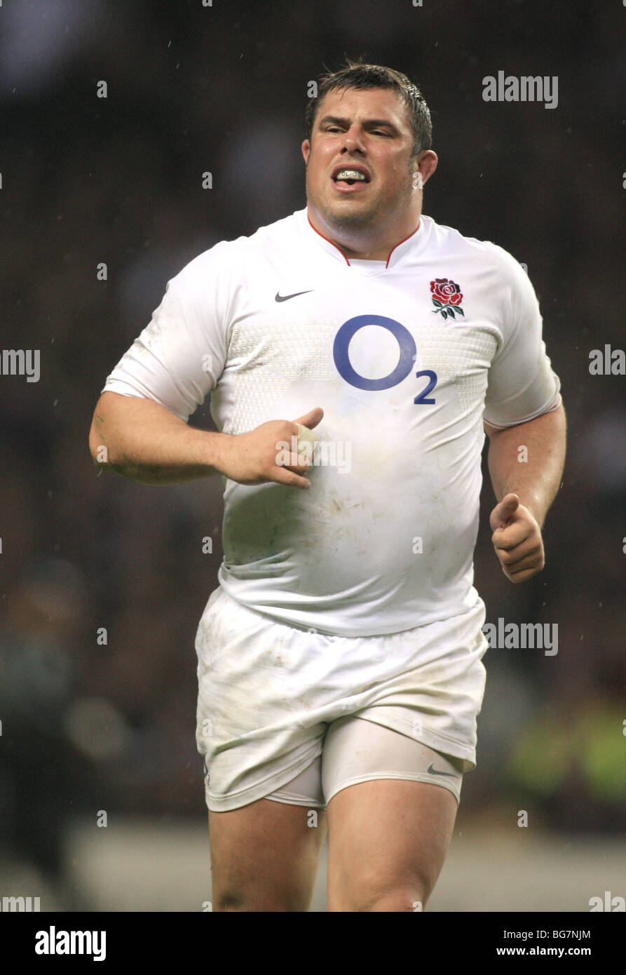 DUNCAN BELL ENGLAND & BATH RUGBY TWICKENHAM MIDDLESEX ENGLAND 21 ...