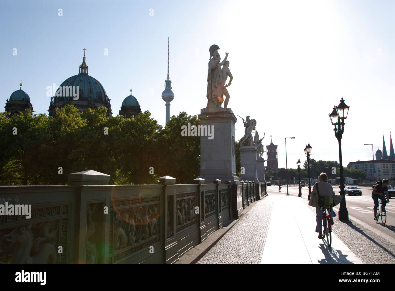 Statues schloss bridge berlin germany hi-res stock photography and ...