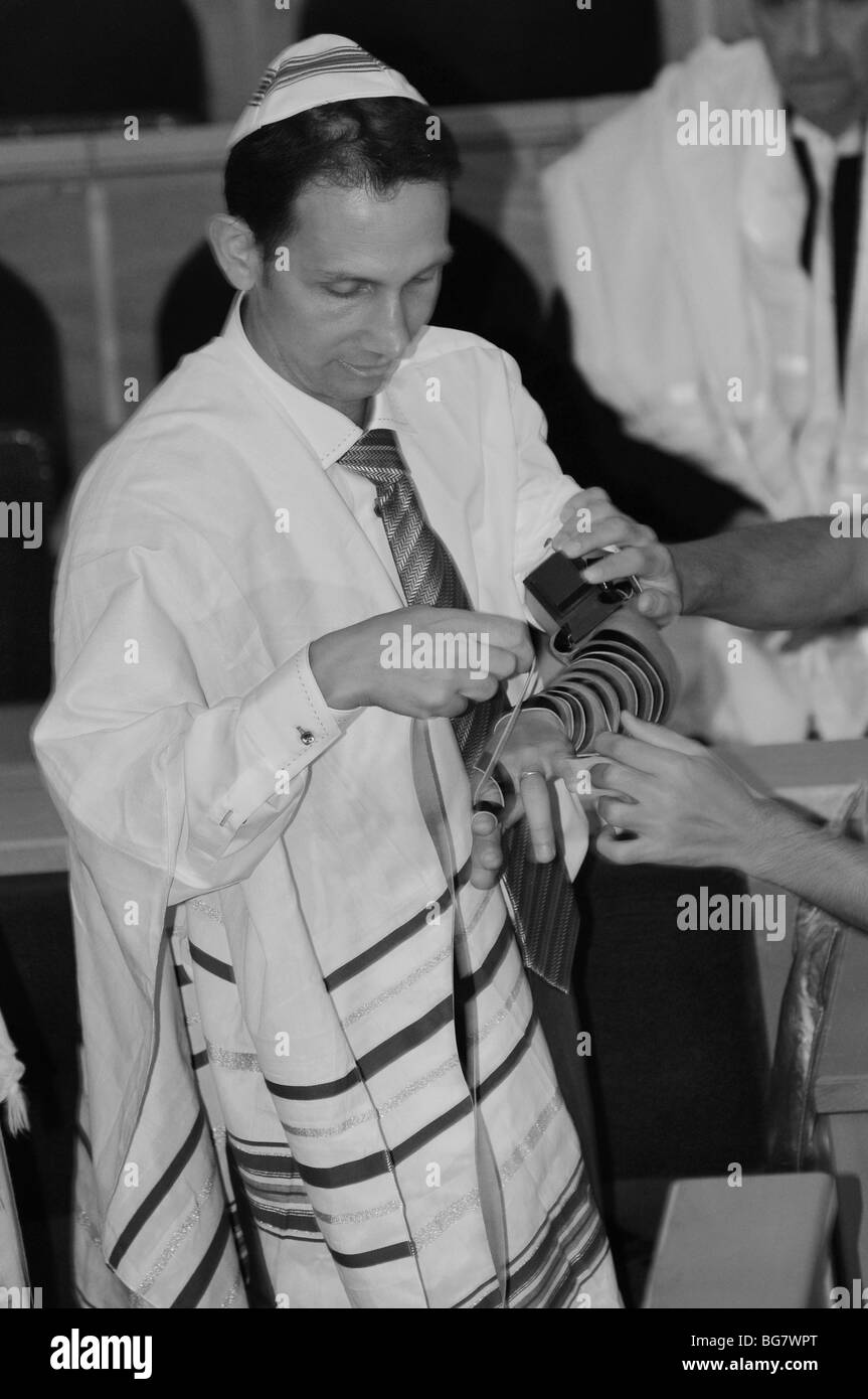 France, Paris, Interior of a synagogue laying tefillin (phylacteries ...