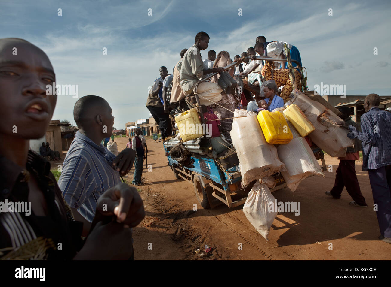 Truck overloaded with passengers hi-res stock photography and images ...
