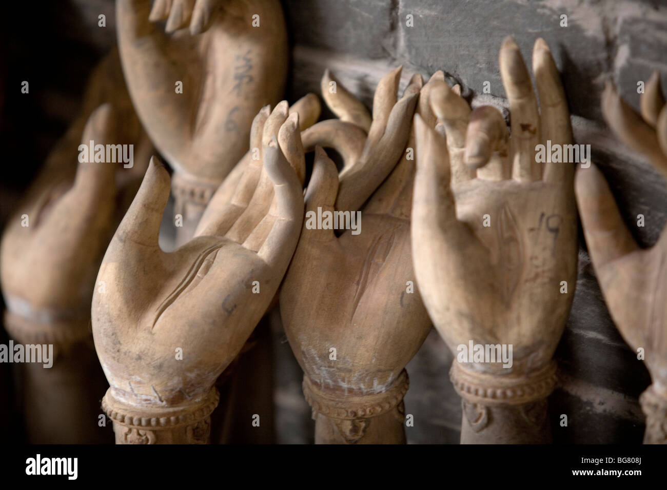Carved hands hi-res stock photography and images - Alamy