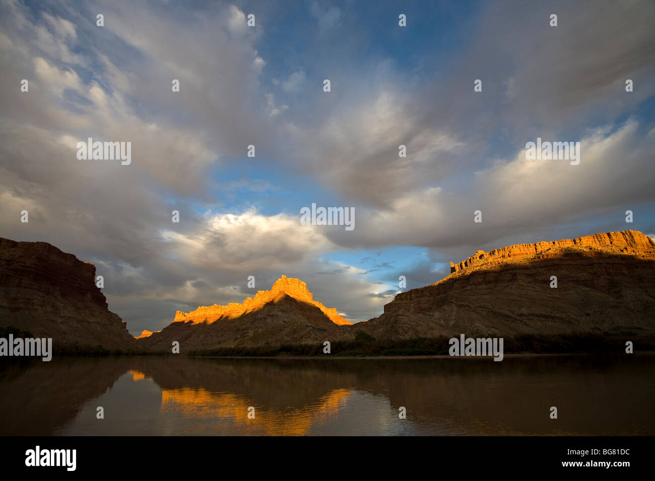 Scenic sunset and clouds and their reflection on the Colorado river ...