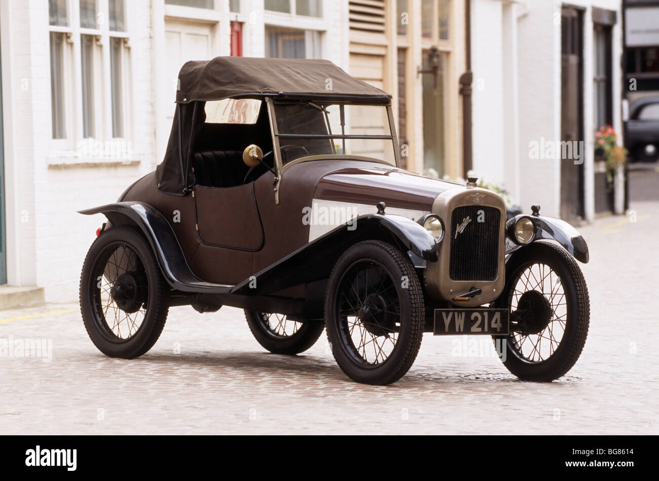 Austin 7, Gordon England Cup model Stock Photo - Alamy
