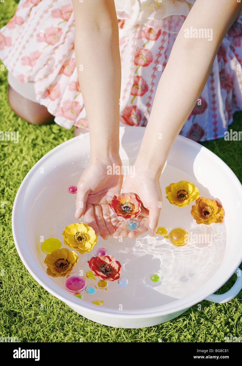 Outdoor arm bath hi-res stock photography and images - Alamy