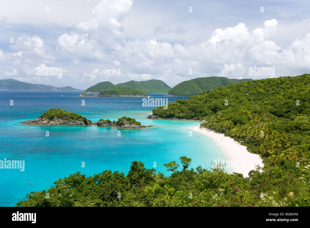 secluded tropical beach Stock Photo - Alamy