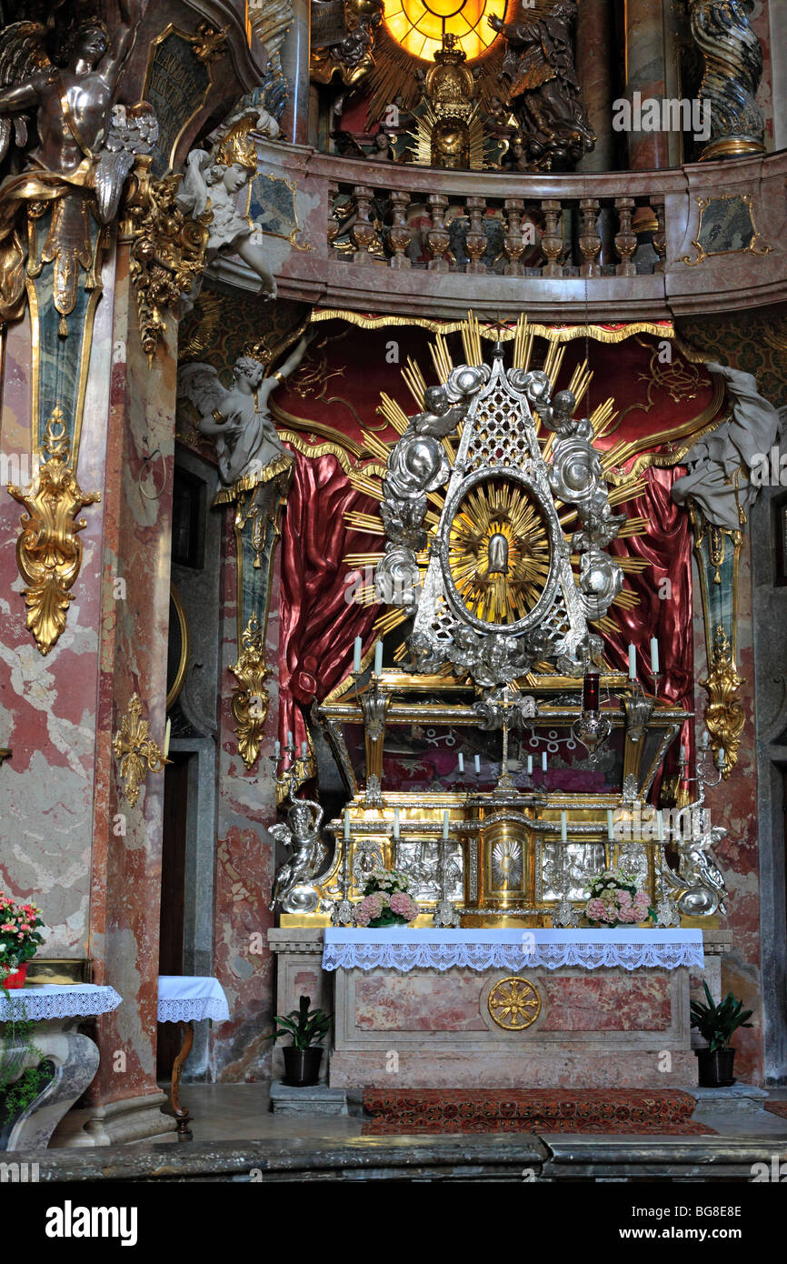 Rococo altar hi-res stock photography and images - Alamy