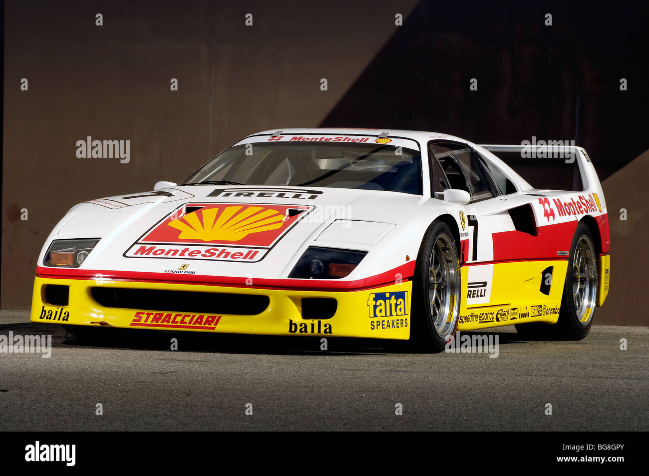 1989 Ferrari F40 Gt Berlinetta chassis no 80742 front 3/4 view Stock ...