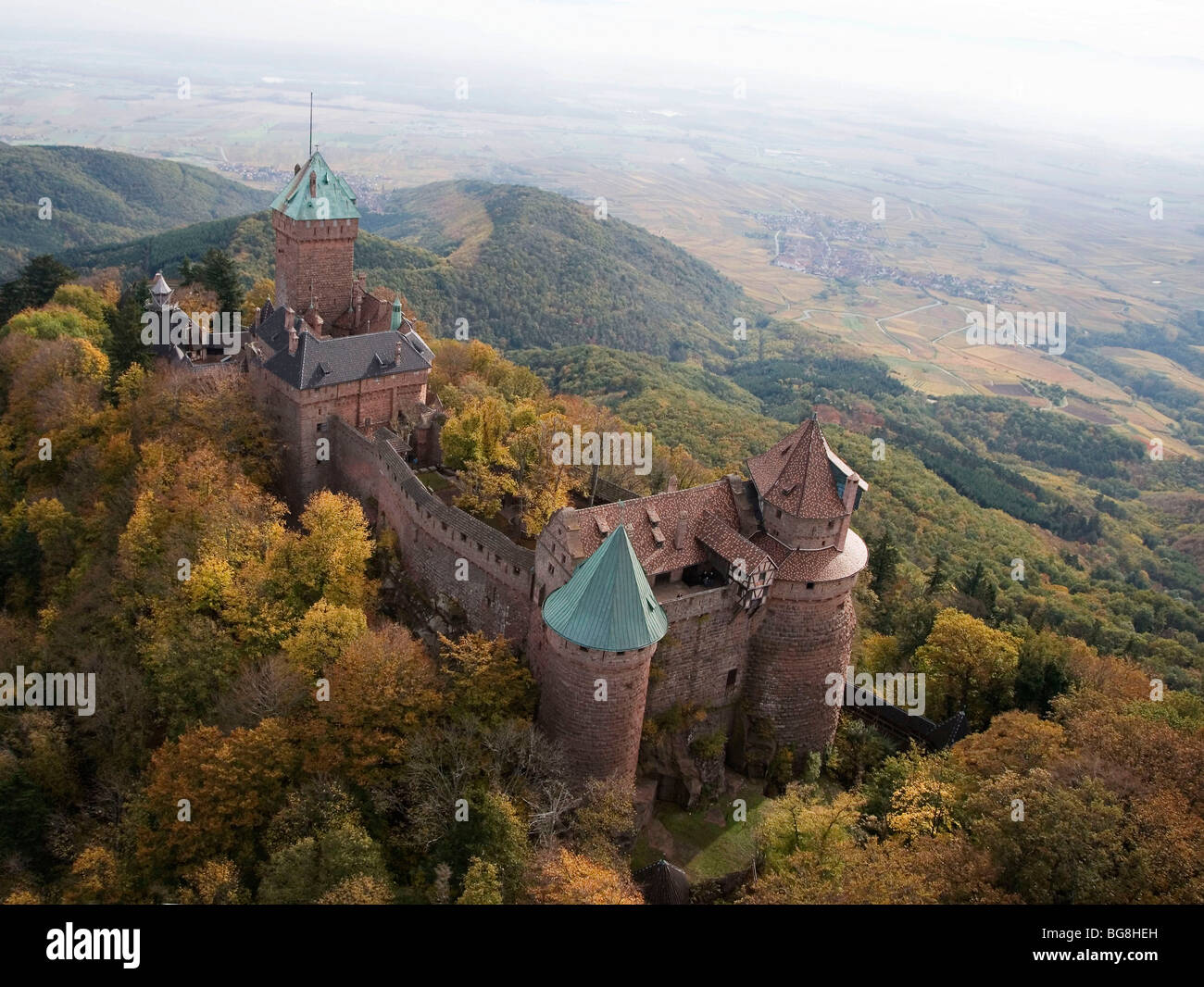 The "Château du Haut-Koenigsbourg" castle (67 Stock Photo - Alamy