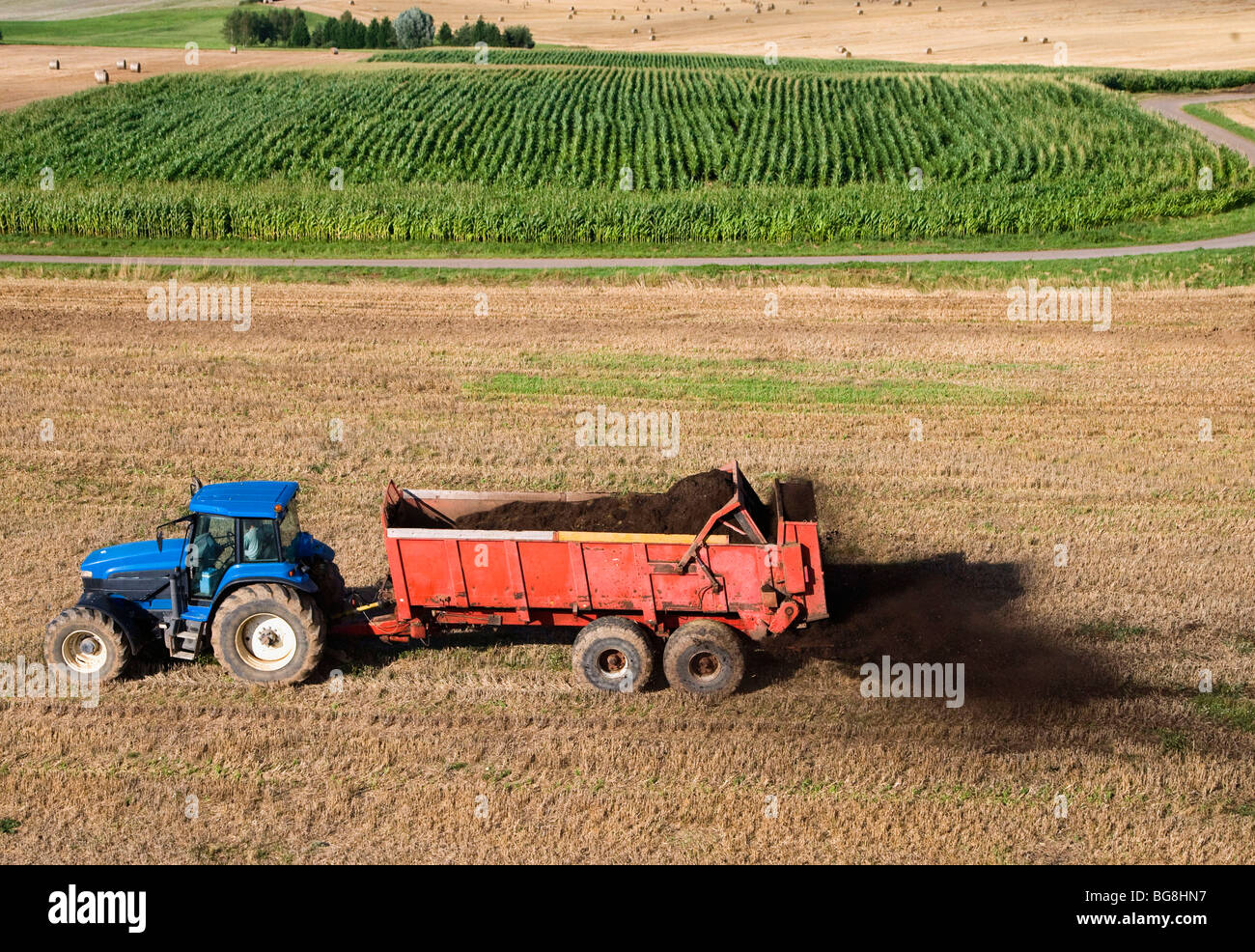 Manure spreading, manuring Stock Photo - Alamy