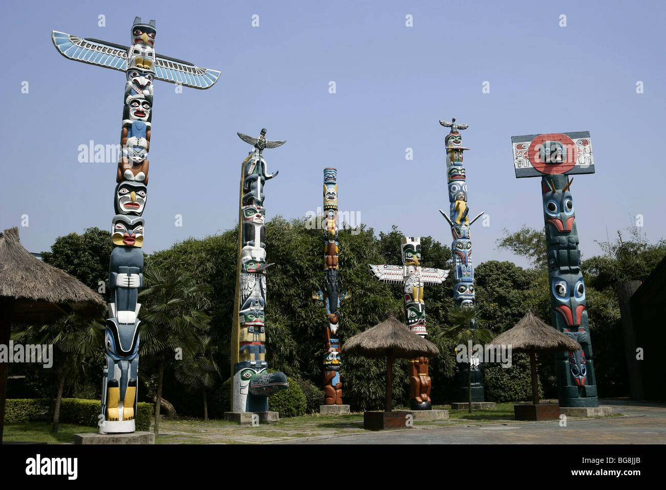 Totemism hi-res stock photography and images - Alamy