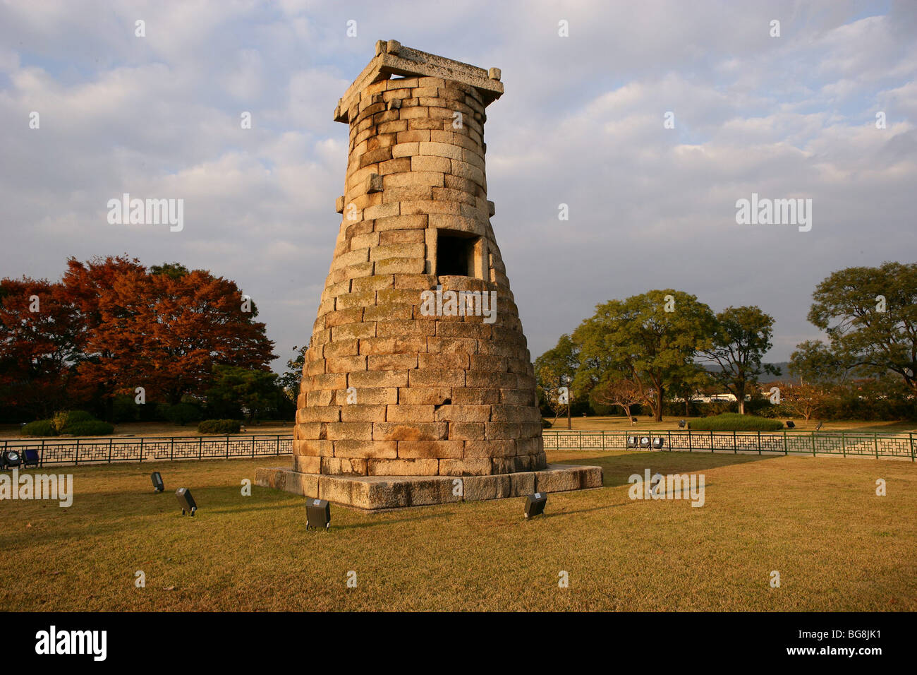 SOUTH KOREA. GYEONGJU. View of "Cheomseongdae" oldest astronomical ...