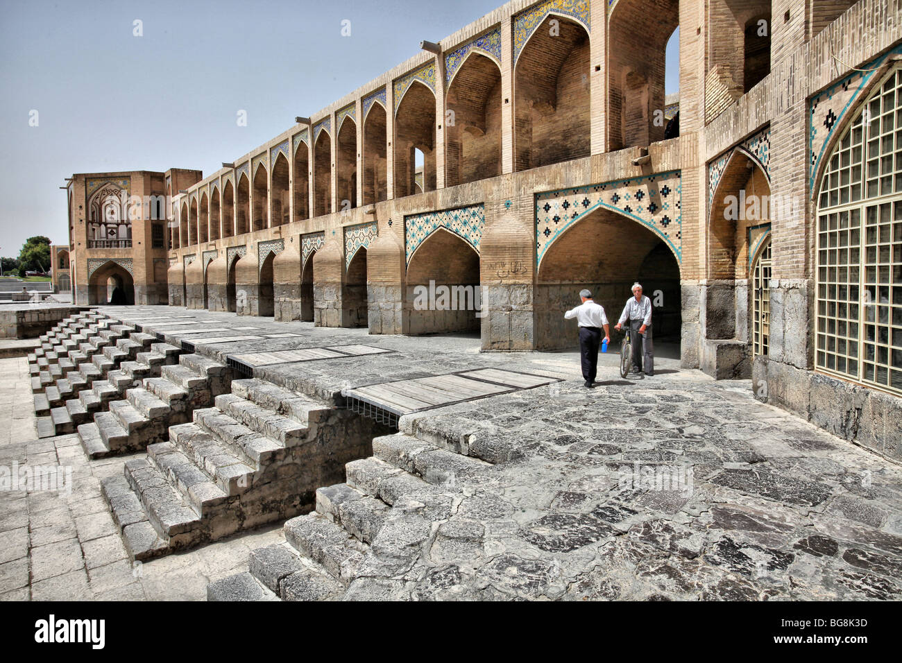 Bridgearchitecture hi-res stock photography and images - Alamy