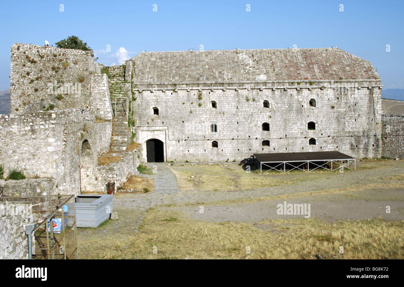 REPUBLIC OF ALBANIA. SHKODRA. Rozafa castle Stock Photo - Alamy