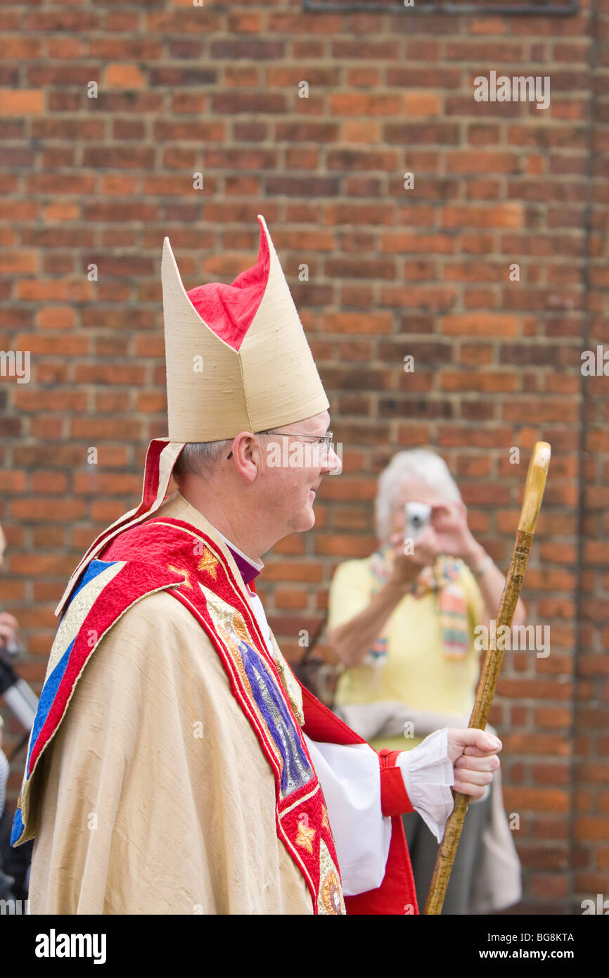 Rt Revd Alan Smith, 10th Bishop of St Albans during his inauguration ...