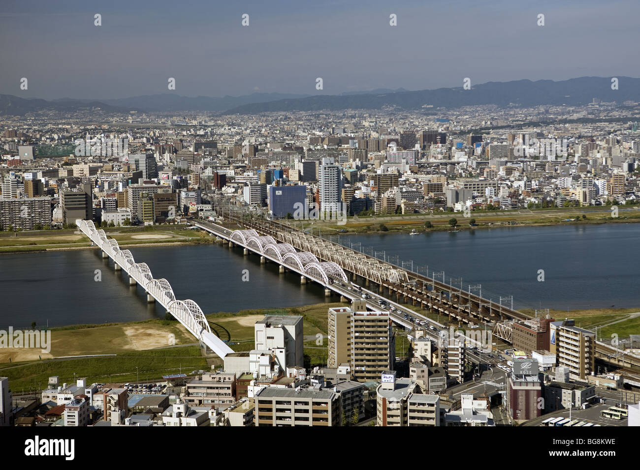 JAPON. OSAKA. General view with three birdges over Yodo river. Hondo ...