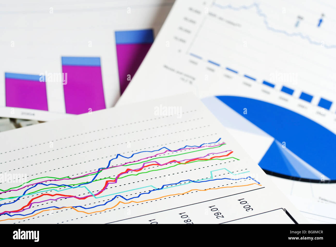 Prices stock market charts hi-res stock photography and images - Alamy