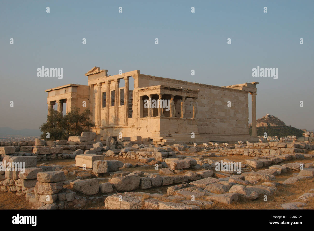 Greek ionic columns ancient art hi-res stock photography and images - Alamy
