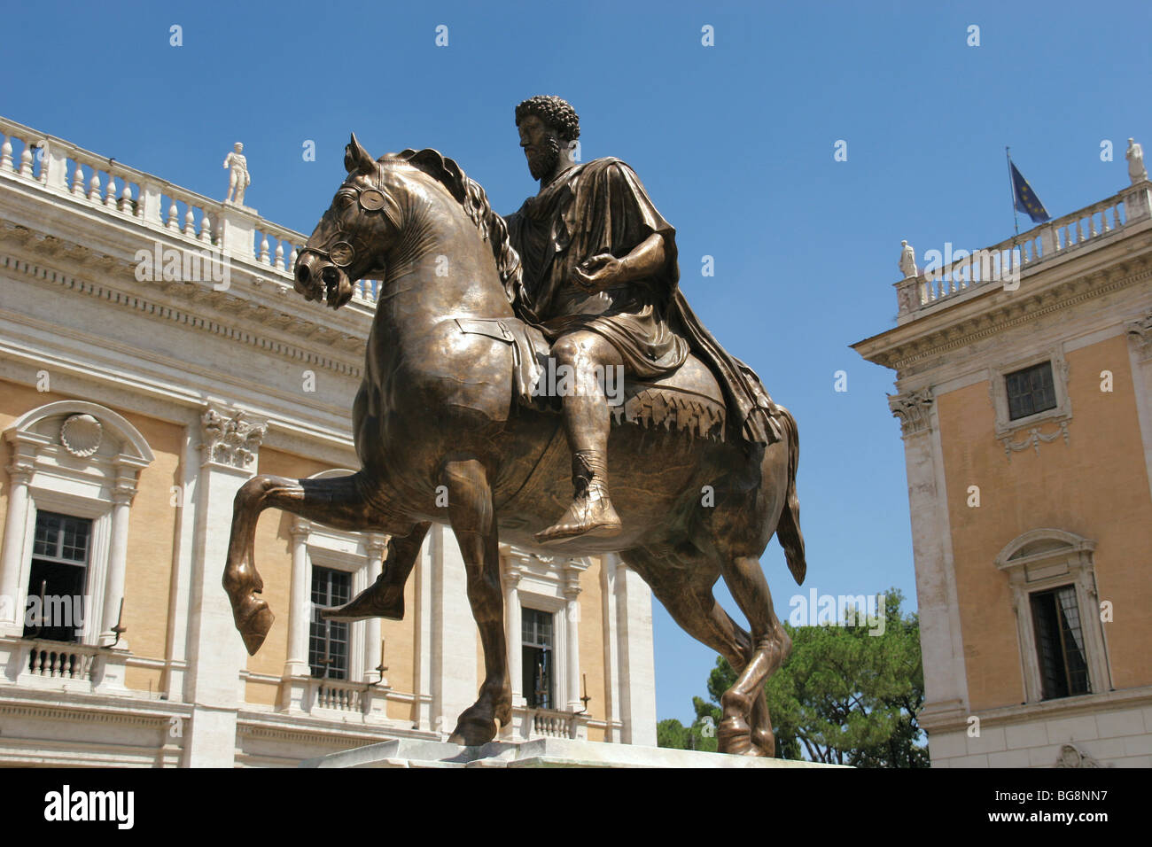 Imperial roman equestrian statue of marcus aurelius hi-res stock ...