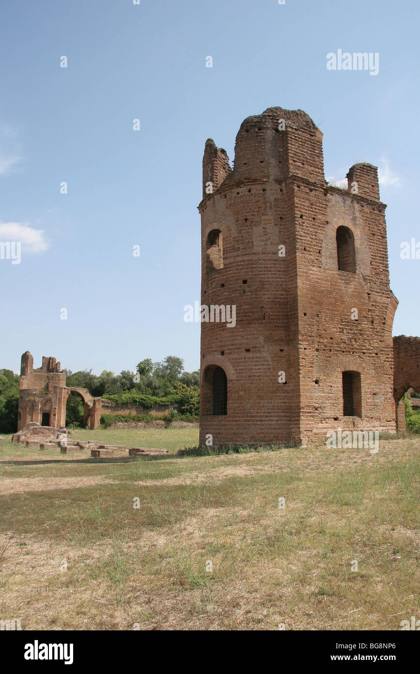 Circus of Maxentius (Circo di Massenzio). Rome Stock Photo - Alamy