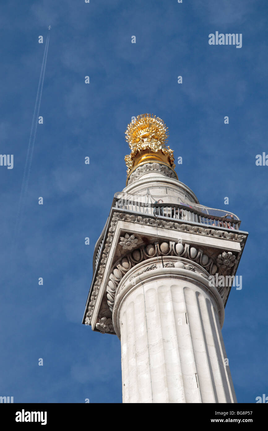 The viewing platform & gilded Urn of Fire on The Monument to the Great ...