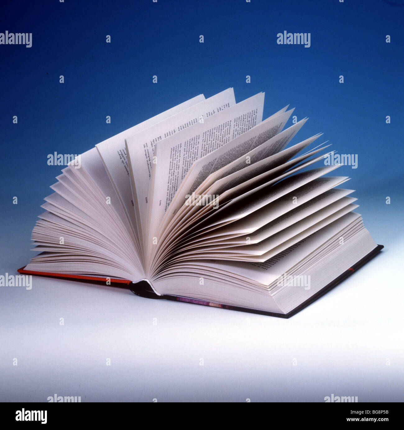 Packshot book hi-res stock photography and images - Alamy
