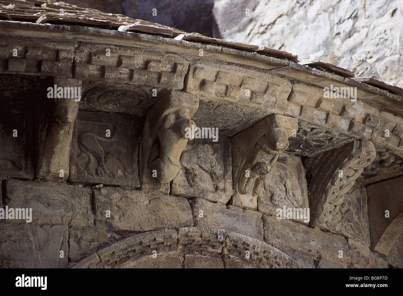 Saint Peter's Cathedral. Detail of the sculpted cornice with animals ...