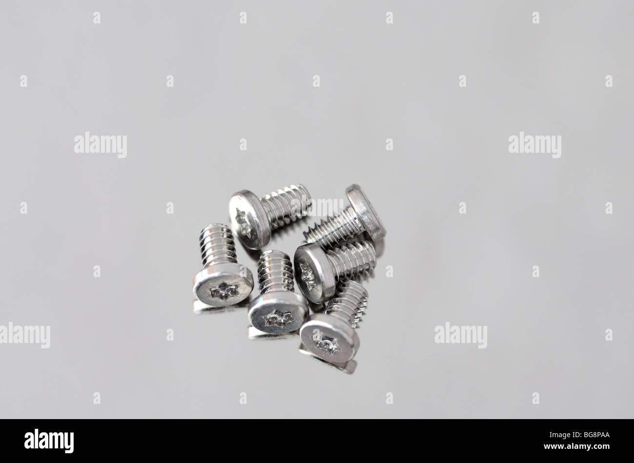 Small screws hi-res stock photography and images - Alamy