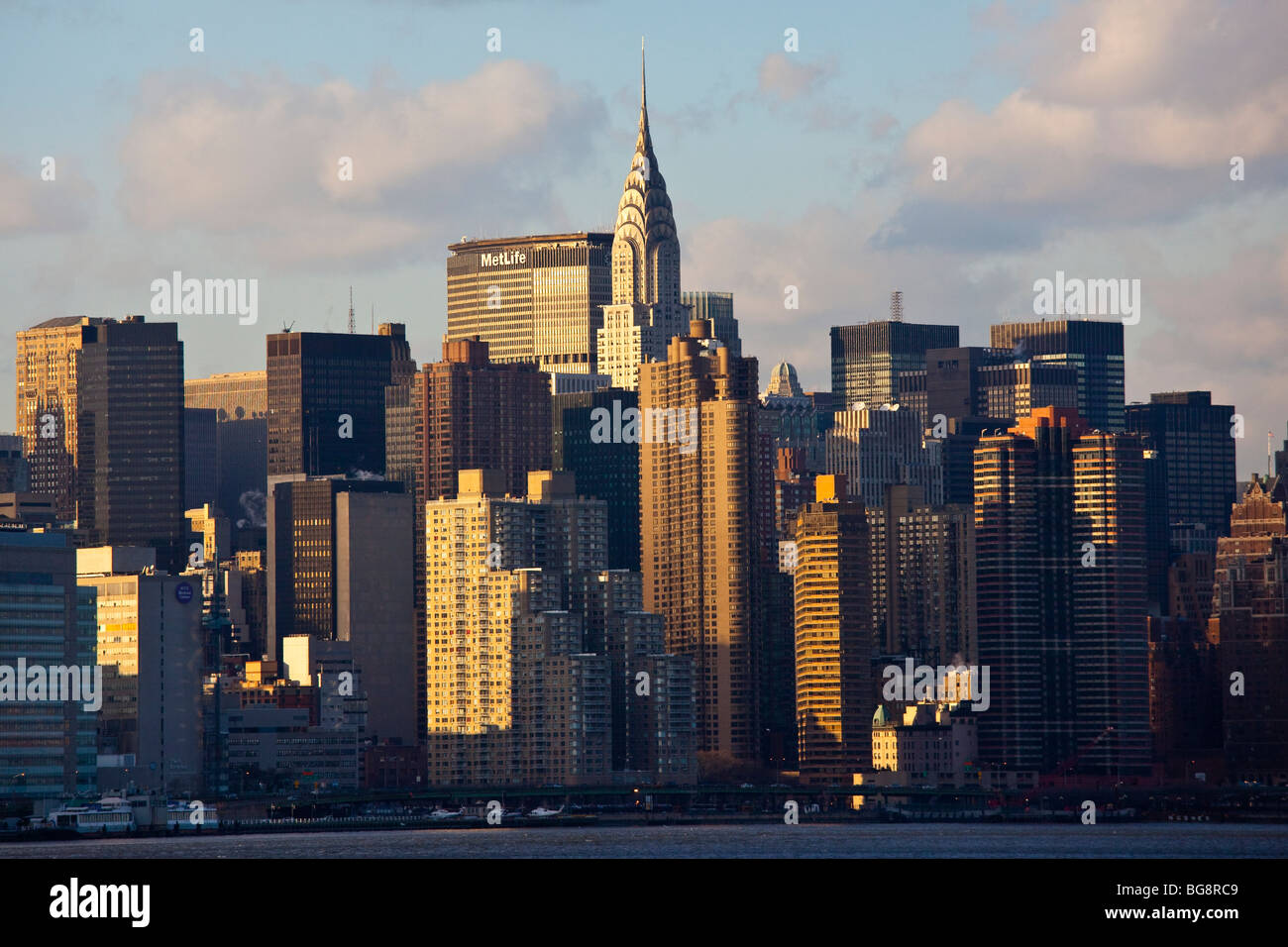 American city skyline hi-res stock photography and images - Alamy