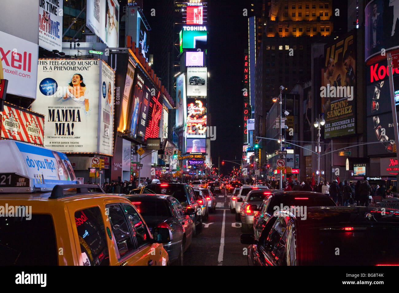 Times square traffic car hi-res stock photography and images - Alamy