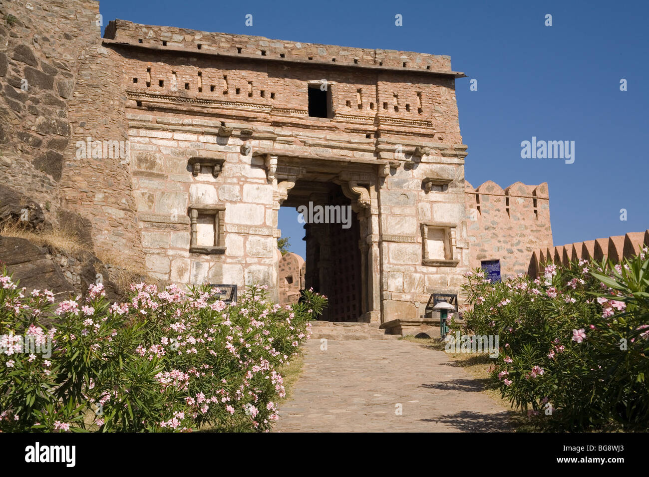 India Rajasthan Kumbhalgarh Fort Paghra Pol Stock Photo - Alamy