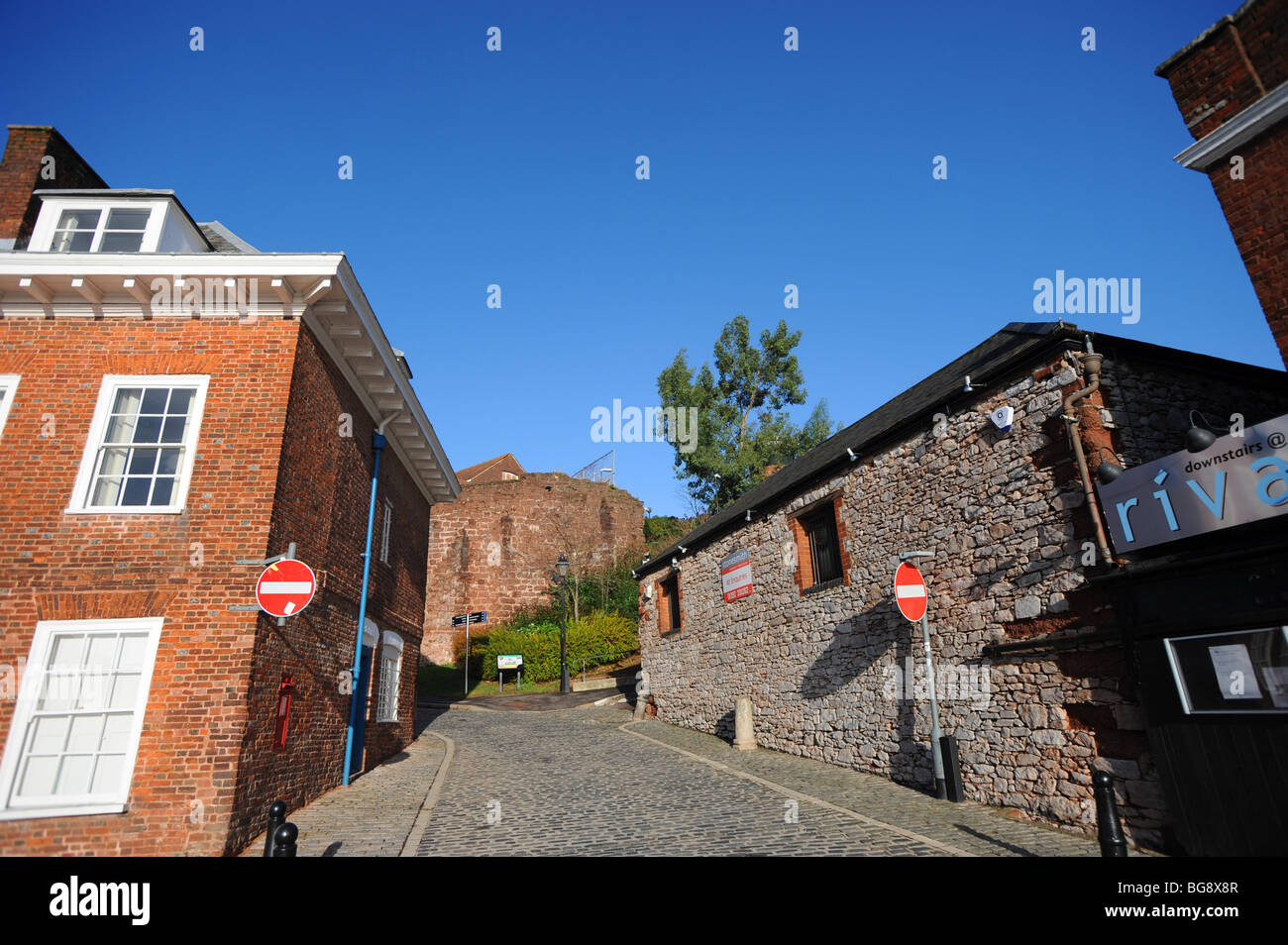 Exeter city wall hi-res stock photography and images - Alamy
