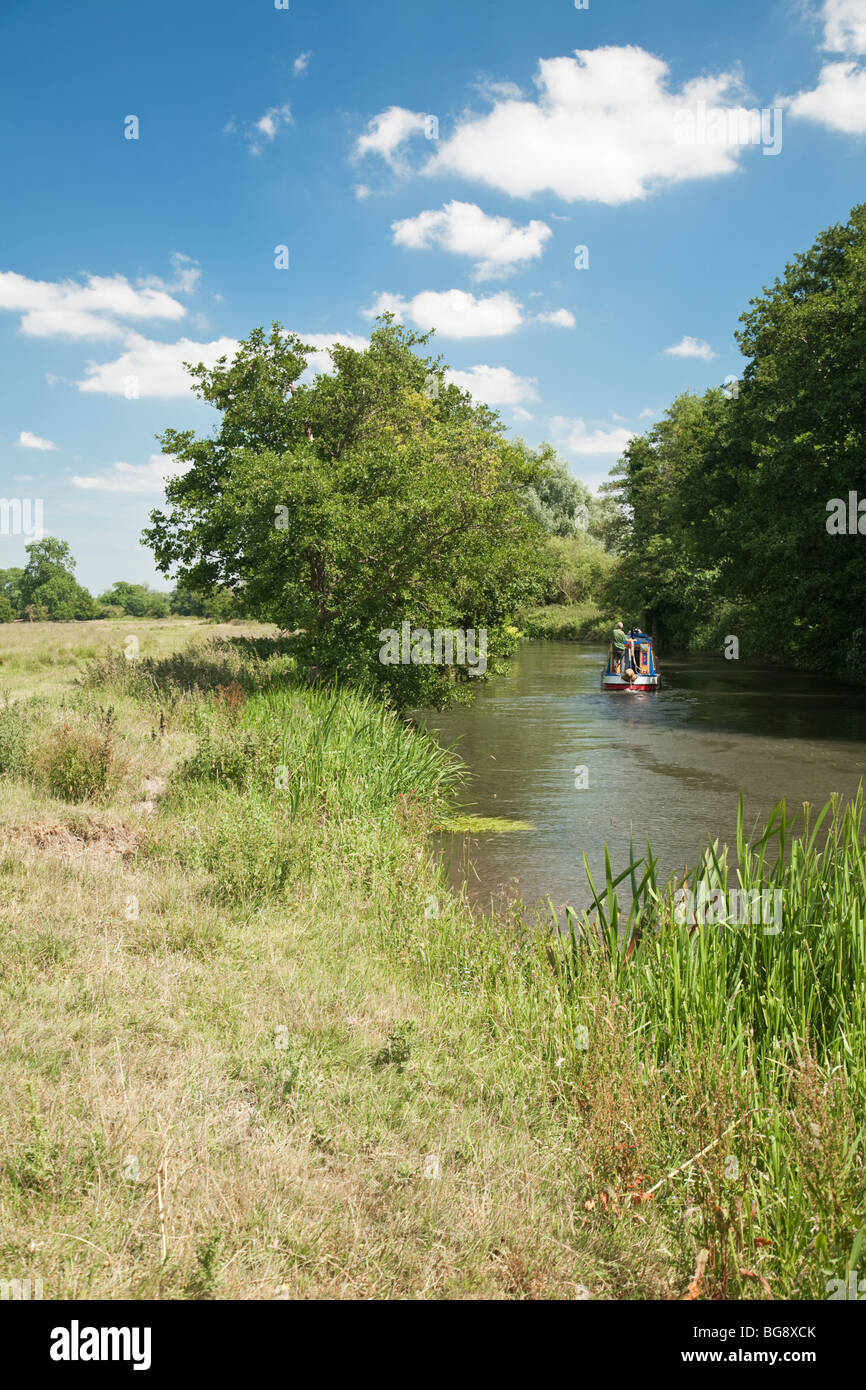 Barge on the River Kennet and Kennet and Avon Canal at Calcot near ...