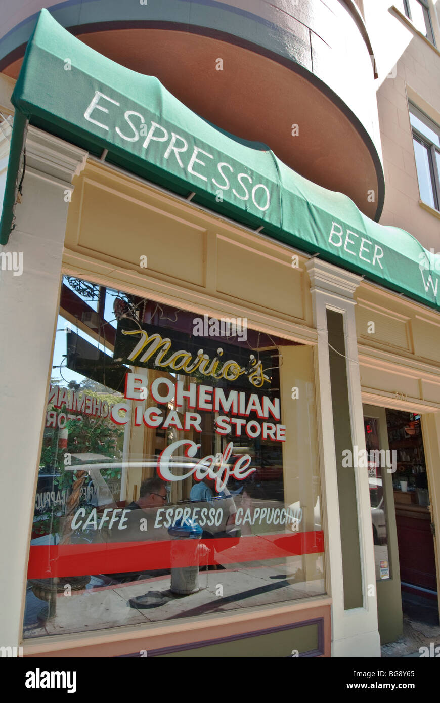 Marios cafe hi-res stock photography and images - Alamy
