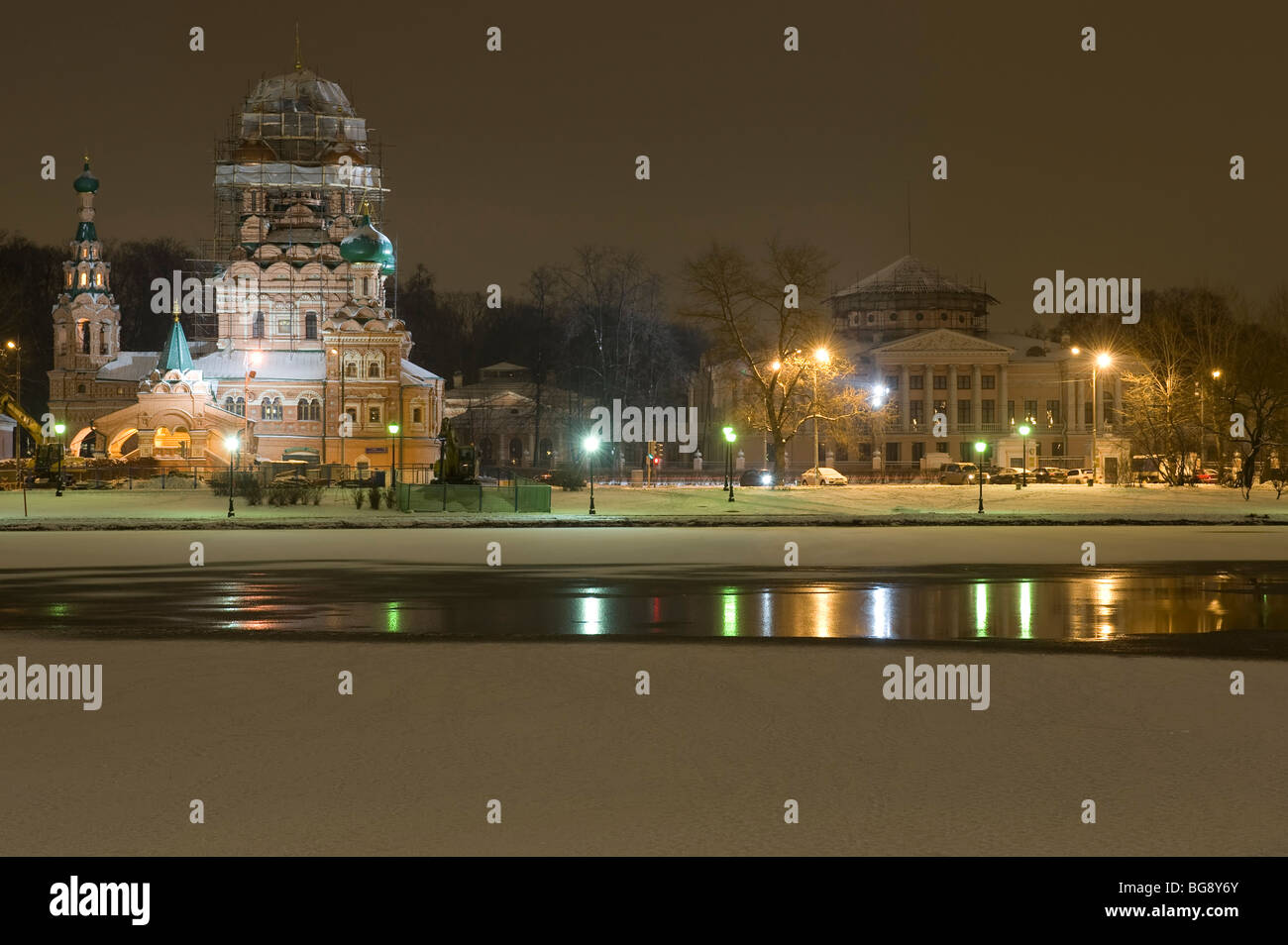 Moscow by night hi-res stock photography and images - Alamy
