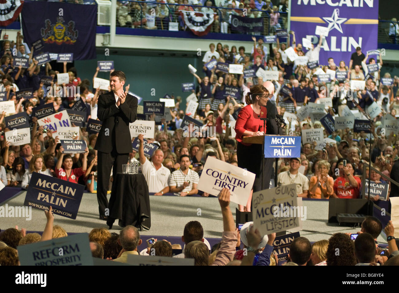 Sarah palin campaign hi-res stock photography and images - Alamy