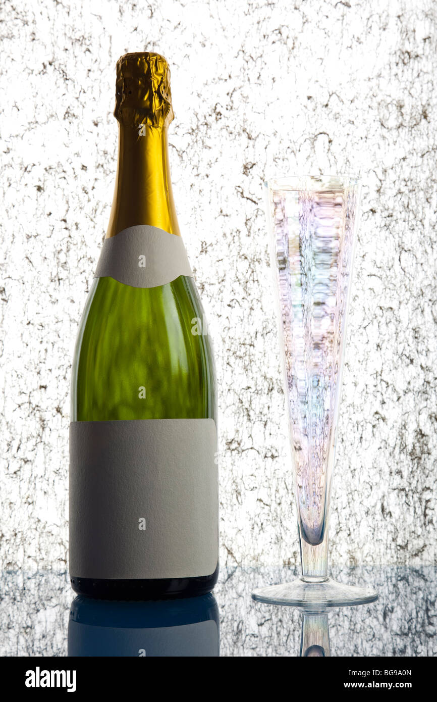 Bottle of champagne Stock Photo - Alamy