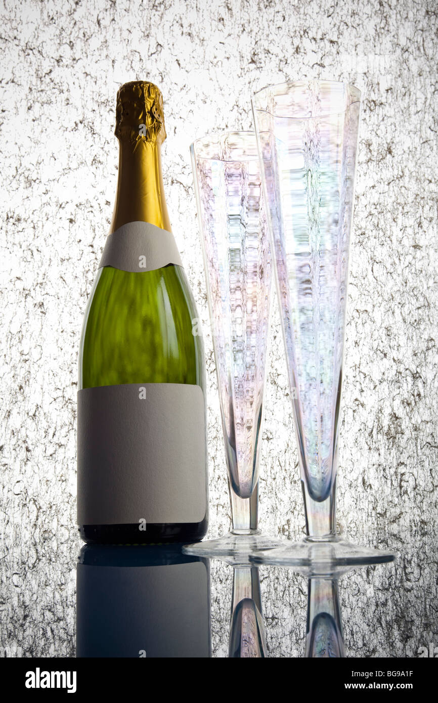 Bottle of champagne Stock Photo - Alamy