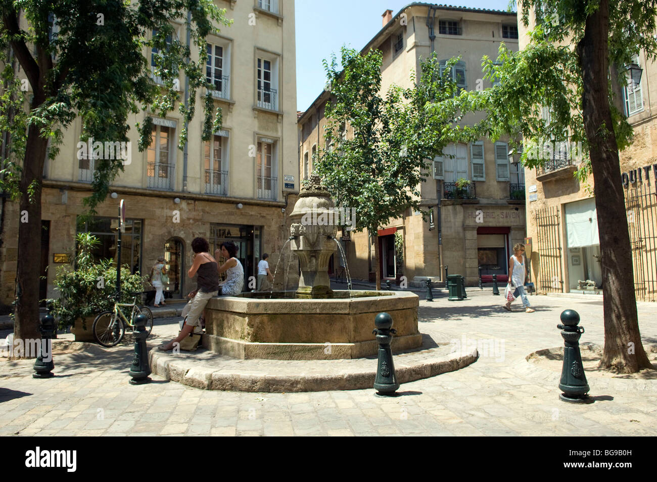 Centrefountainplace hi-res stock photography and images - Alamy