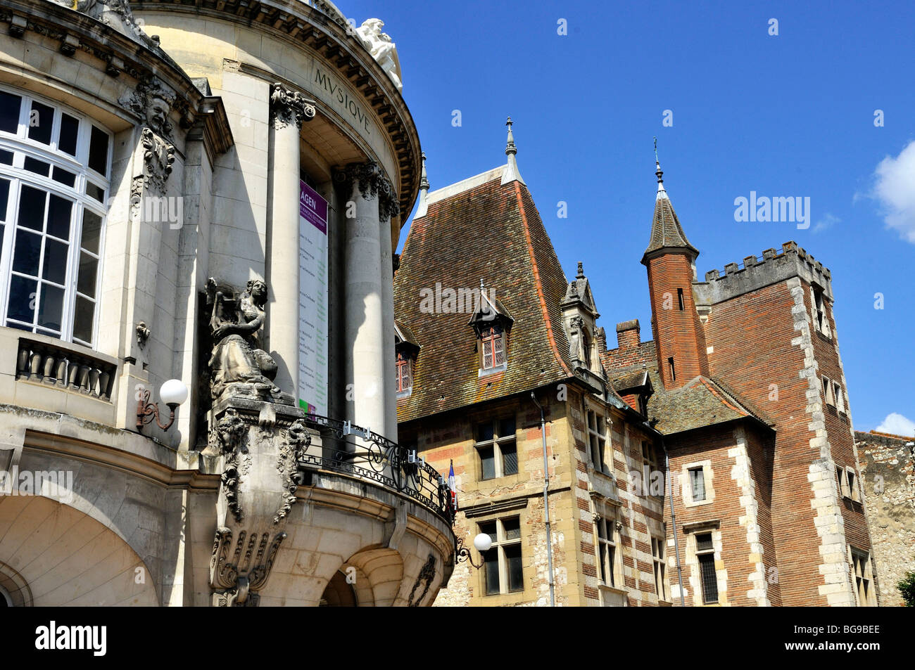 Agen (47) : City centre, theatre, Museum Stock Photo - Alamy