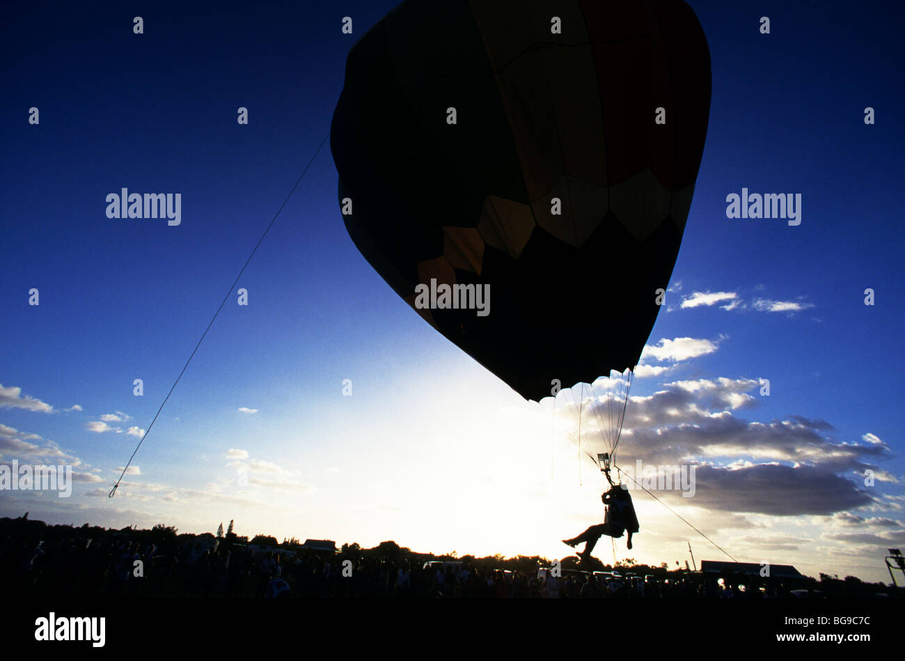 Balloon harness hi-res stock photography and images - Alamy