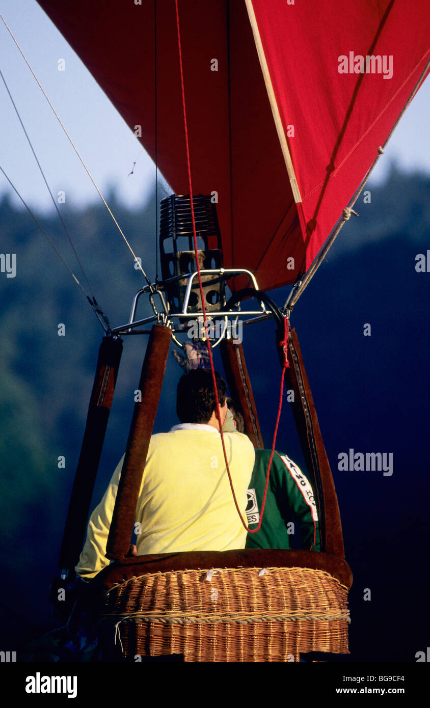 Crew of two hi-res stock photography and images - Alamy